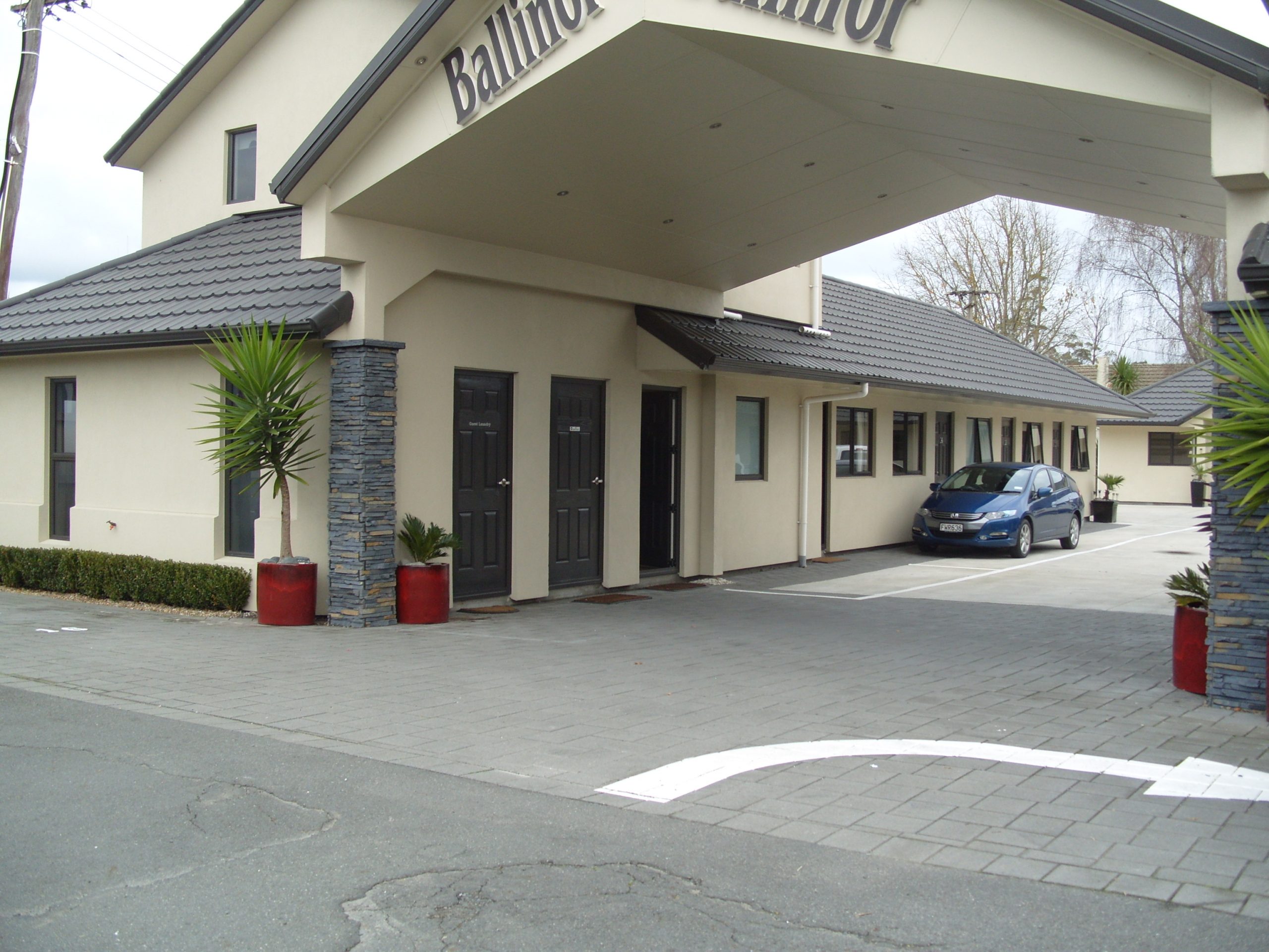 Pillars | Alpine Stone